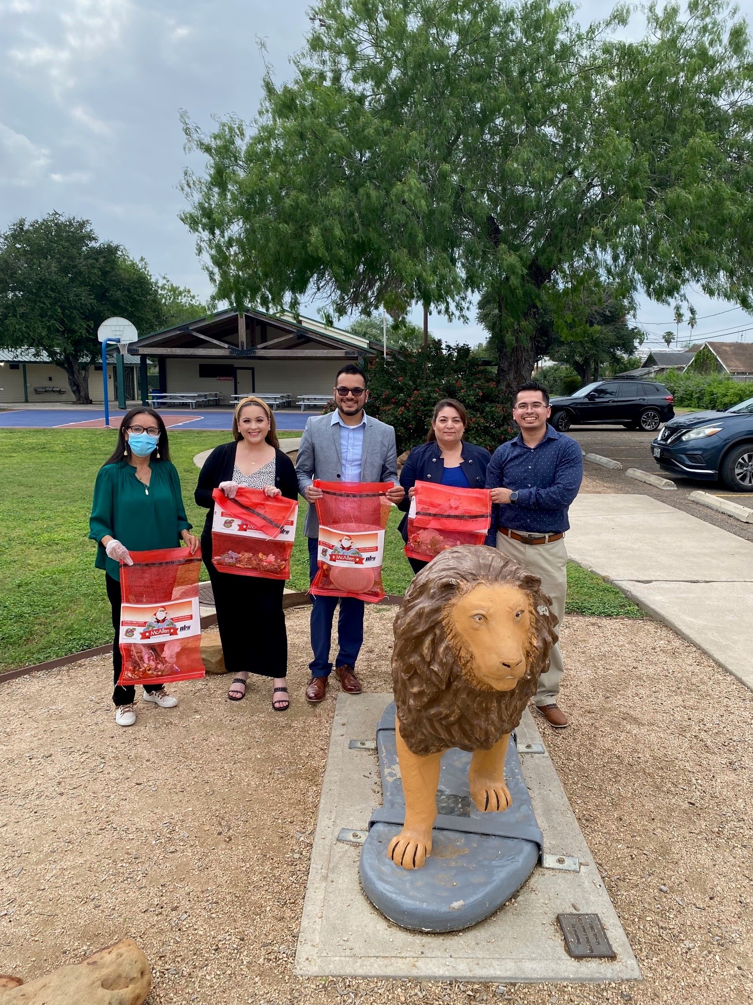 Team GSB Cleans Up Lion's Park in McAllen